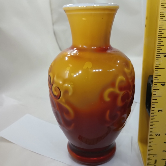 Avon | Accents | Vintage Avon 981 Chinese Red And Gold Double Layer ...